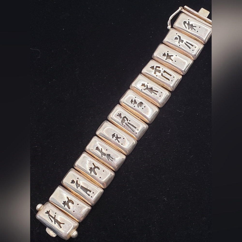 Annie Kajiya Sterling "Sign Language" Bracelet Shadow… - Gem